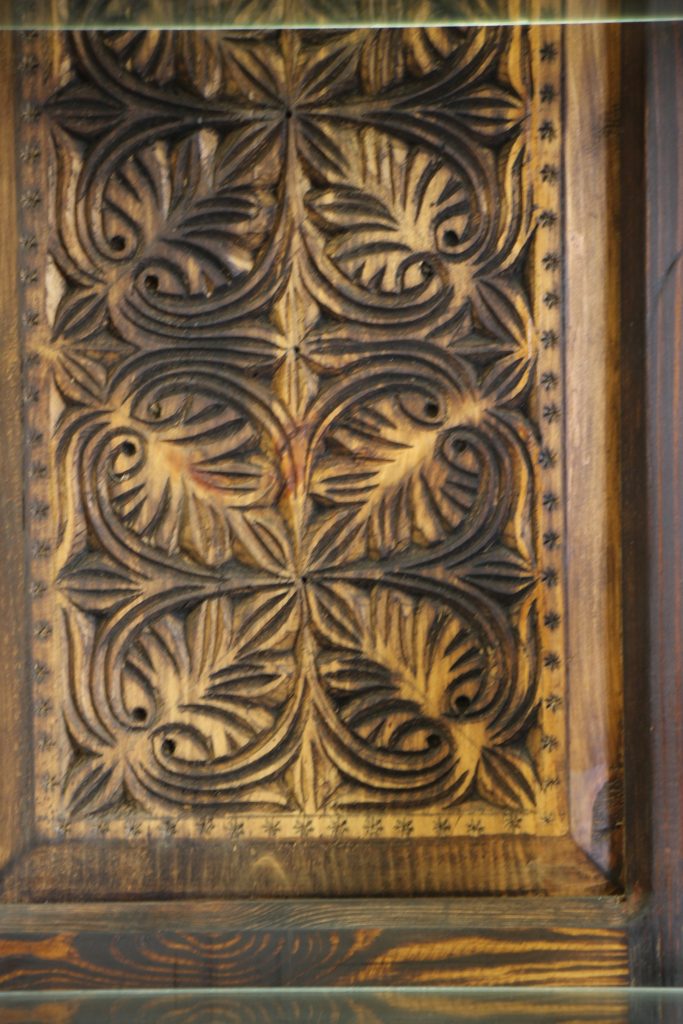 Hand Carved Display Unit With 3 Glass Shelves And Side Glass