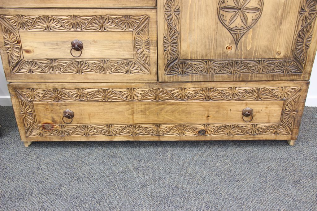 Hand Carved Wardrobe With 5 Drawers - Nirvana